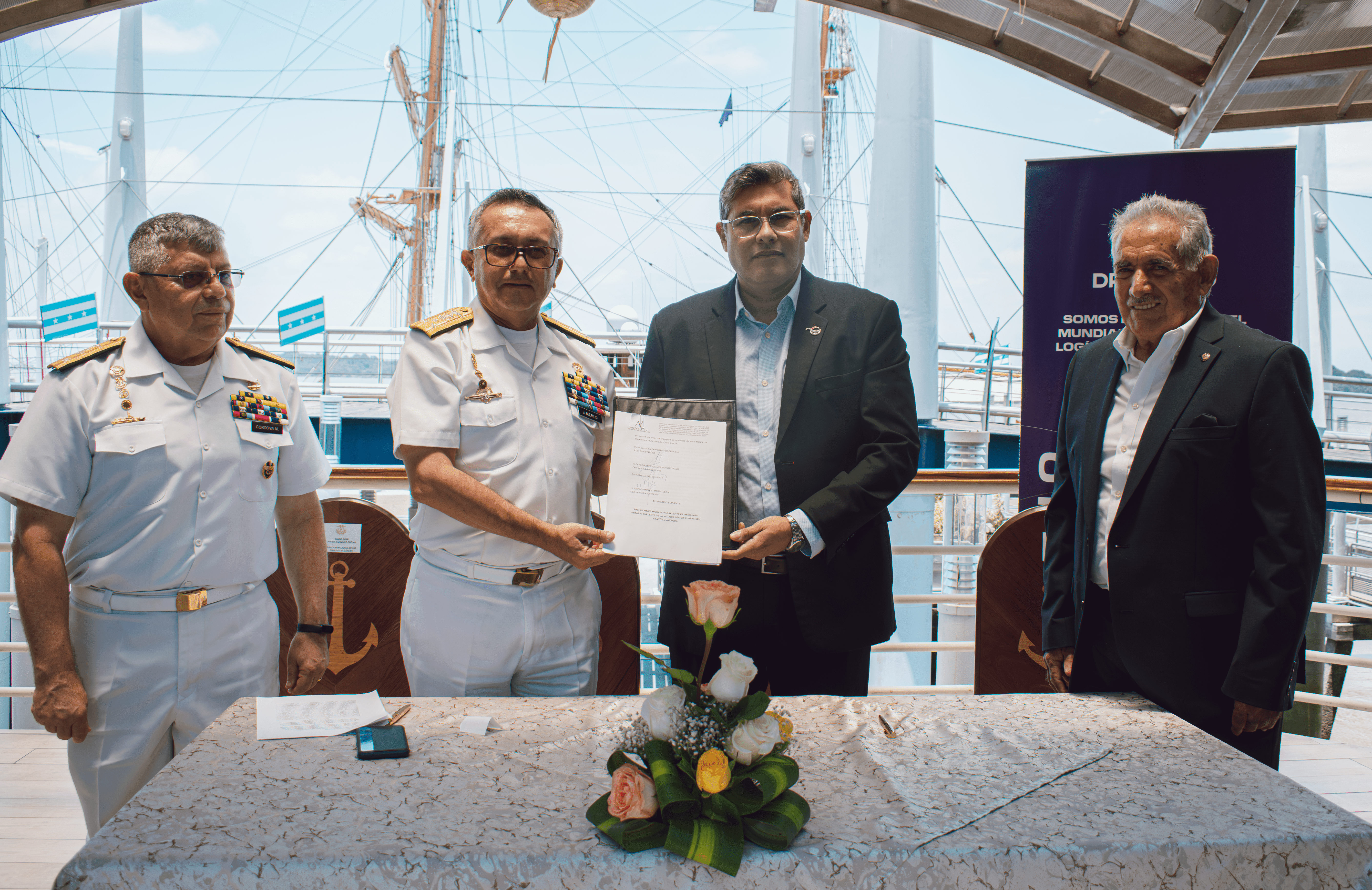 ARMADA DEL ECUADOR Y DP WORLD POSORJA CELEBRAN – Revista Maritima y ...